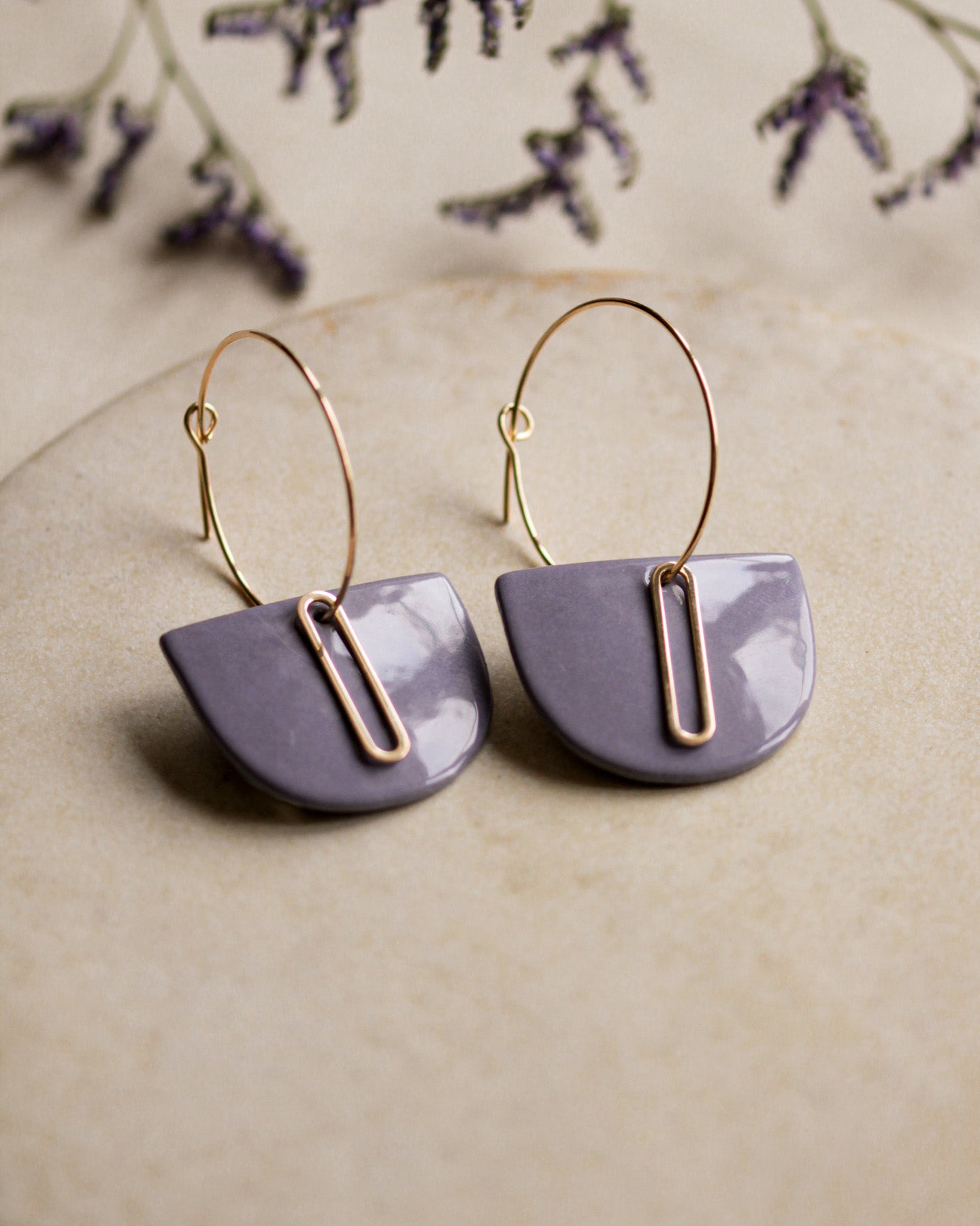 Creolen 'Halbkreis Oval' aus Porzellan – lille mus